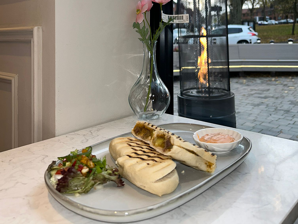 COLANZO Kings Norton | Book A Table - Home